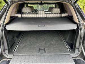 Black BMW X5 2014 in Vilnius, with an engine capacity of 2.99 L and mileage of 273 thousand km for 13999 €, photo 26 on AUTOMOTO.COM.LV