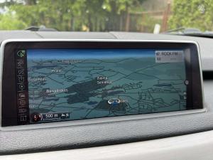 Black BMW X5 2014 in Vilnius, with an engine capacity of 2.99 L and mileage of 273 thousand km for 13999 €, photo 27 on AUTOMOTO.COM.LV