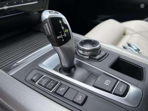 Black BMW X5 2014 in Vilnius, with an engine capacity of 2.99 L and mileage of 273 thousand km for 13999 €, photo 29 on AUTOMOTO.COM.LV