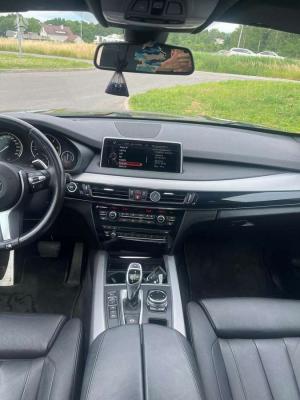 Black BMW X5 2014 in Kaunas, with an engine capacity of 3.00 L and mileage of 260 thousand km for 19599 €, photo 9 on AUTOMOTO.COM.LV