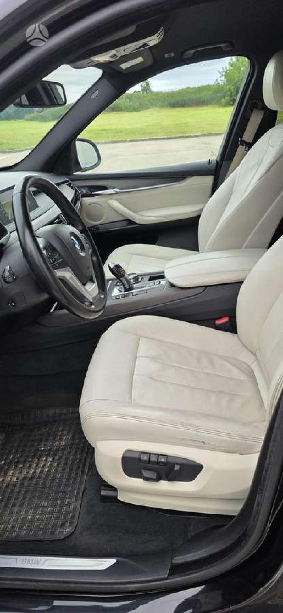Black BMW X5 2014 in Panevezys, with an engine capacity of 2.00 L and mileage of 248 thousand km for 16000 €, photo 13 on AUTOMOTO.COM.LV