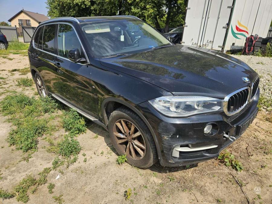 Melns BMW X5 2014 Šauļi, ar dzinēja tilpumu 3.00 L un nobraukumu 309 tūkst. km par 9400 €, foto 1 vietnē AUTOMOTO.COM.LV