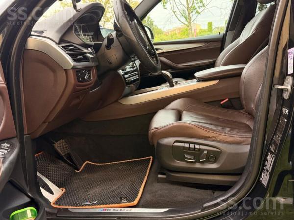 Melns BMW X5 2014 Ogre, ar dzinēja tilpumu 3.00 L un nobraukumu 259 tūkst. km par 24500 €, foto 3 vietnē AUTOMOTO.COM.LV