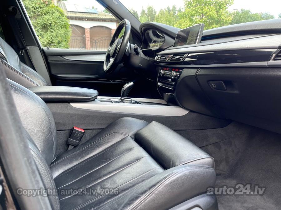 Melns BMW X5 2014 Tartu, ar dzinēja tilpumu 3.00 L un nobraukumu 290 tūkst. km par 19500 €, foto 11 vietnē AUTOMOTO.COM.LV
