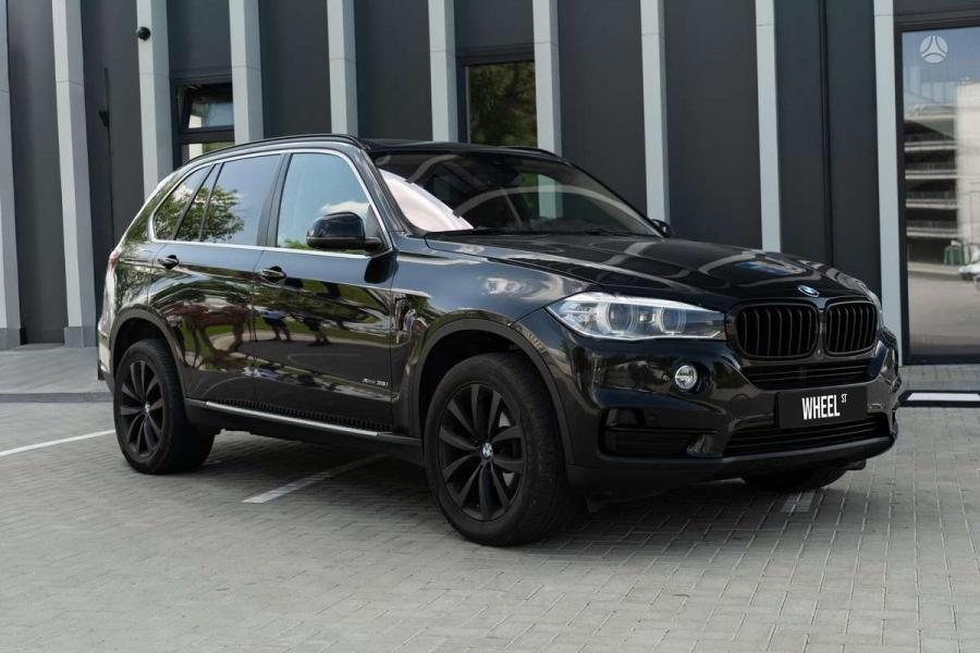 Melns BMW X5 2014 Viļņa, ar dzinēja tilpumu 2.98 L un nobraukumu 202 tūkst. km par 17500 €, foto 8 vietnē AUTOMOTO.COM.LV
