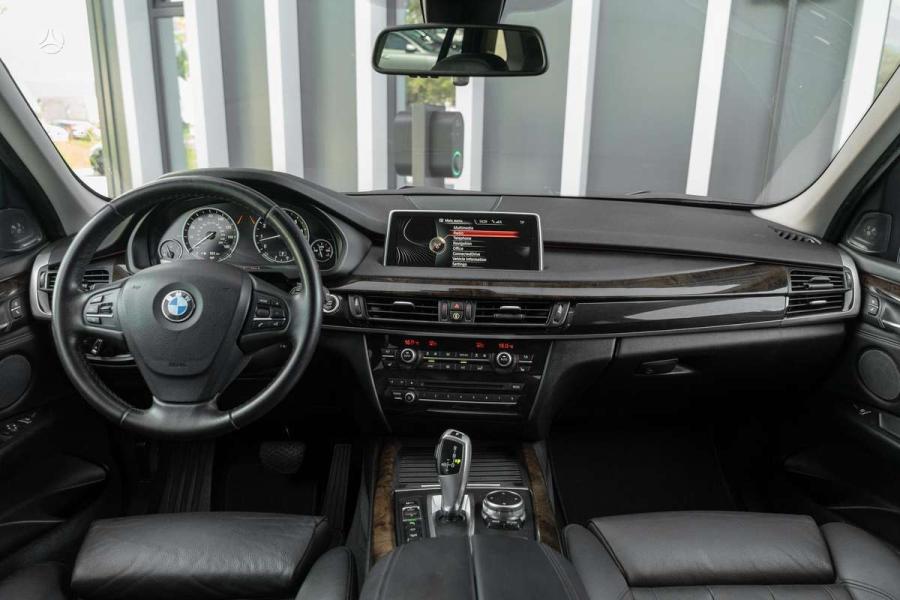 Melns BMW X5 2014 Viļņa, ar dzinēja tilpumu 2.98 L un nobraukumu 202 tūkst. km par 17500 €, foto 16 vietnē AUTOMOTO.COM.LV