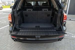 Melns BMW X5 2014 Viļņa, ar dzinēja tilpumu 2.98 L un nobraukumu 202 tūkst. km par 17500 €, foto 23 vietnē AUTOMOTO.COM.LV