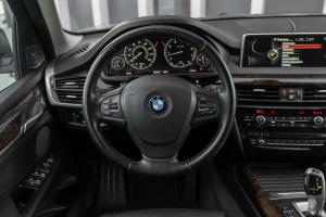Melns BMW X5 2014 Viļņa, ar dzinēja tilpumu 2.98 L un nobraukumu 202 tūkst. km par 17500 €, foto 26 vietnē AUTOMOTO.COM.LV