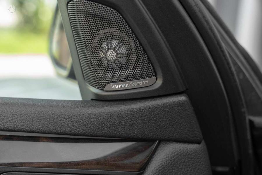 Melns BMW X5 2014 Viļņa, ar dzinēja tilpumu 2.98 L un nobraukumu 202 tūkst. km par 17500 €, foto 37 vietnē AUTOMOTO.COM.LV