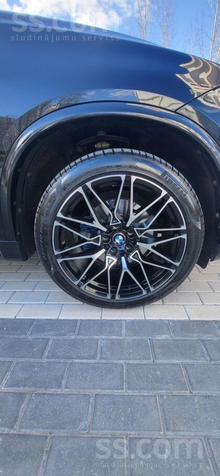 Black BMW X5 2014 in Riga, with an engine capacity of 3.00 L and mileage of 232 thousand km for 23000 €, photo 10 on AUTOMOTO.COM.LV