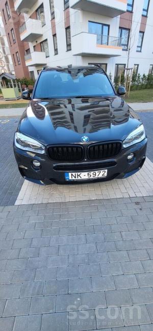 Black BMW X5 2014 in Riga, with an engine capacity of 3.00 L and mileage of 232 thousand km for 23000 €, photo 13 on AUTOMOTO.COM.LV