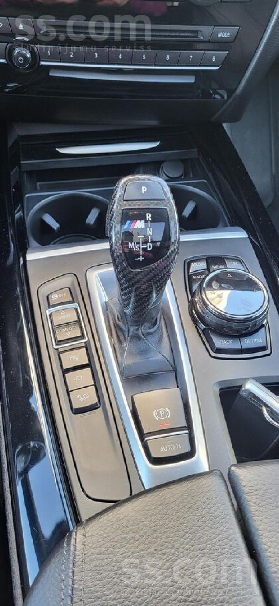Black BMW X5 2014 in Riga, with an engine capacity of 3.00 L and mileage of 232 thousand km for 23000 €, photo 15 on AUTOMOTO.COM.LV