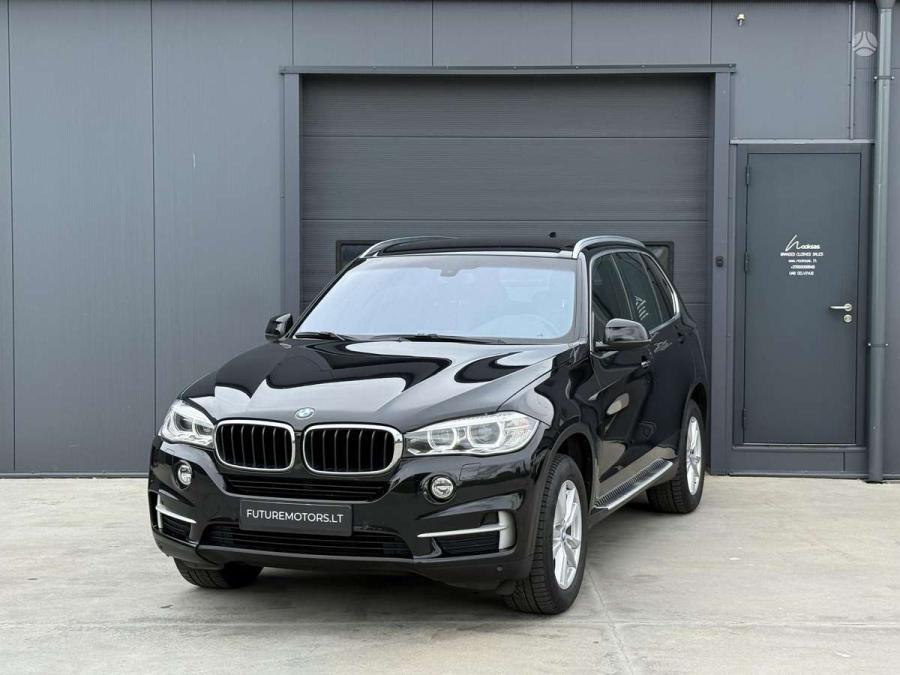 Melns BMW X5 2014 Kauņa, ar dzinēja tilpumu 2.00 L un nobraukumu 238 tūkst. km par 16500 €, foto 1 vietnē AUTOMOTO.COM.LV