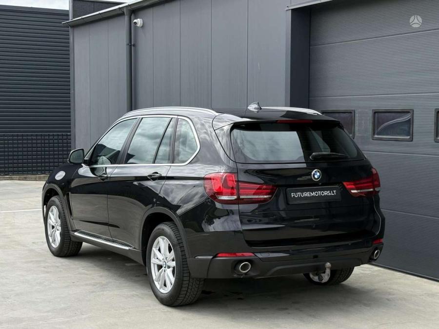 Melns BMW X5 2014 Kauņa, ar dzinēja tilpumu 2.00 L un nobraukumu 238 tūkst. km par 16500 €, foto 9 vietnē AUTOMOTO.COM.LV