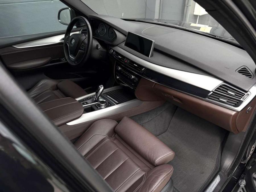Melns BMW X5 2014 Kauņa, ar dzinēja tilpumu 2.00 L un nobraukumu 238 tūkst. km par 16500 €, foto 15 vietnē AUTOMOTO.COM.LV