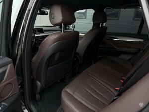 Melns BMW X5 2014 Kauņa, ar dzinēja tilpumu 2.00 L un nobraukumu 238 tūkst. km par 16500 €, foto 17 vietnē AUTOMOTO.COM.LV