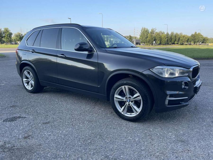 Melns BMW X5 2014 Kauņa, ar dzinēja tilpumu 3.00 L un nobraukumu 289 tūkst. km par 14250 €, foto 8 vietnē AUTOMOTO.COM.LV