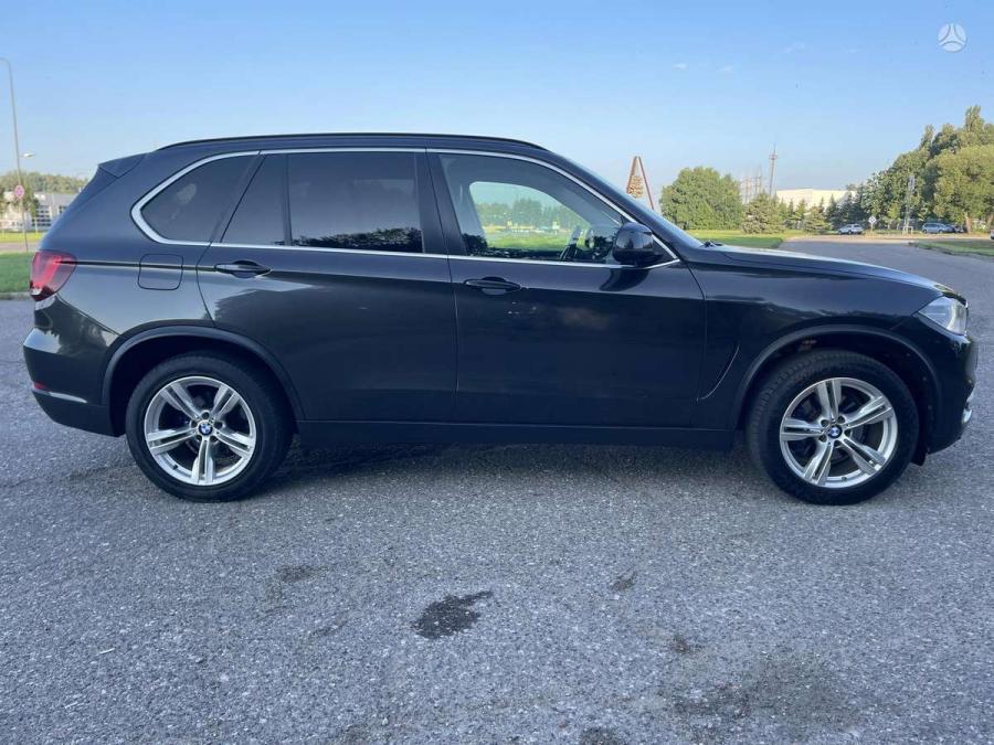 Melns BMW X5 2014 Kauņa, ar dzinēja tilpumu 3.00 L un nobraukumu 289 tūkst. km par 14250 €, foto 9 vietnē AUTOMOTO.COM.LV