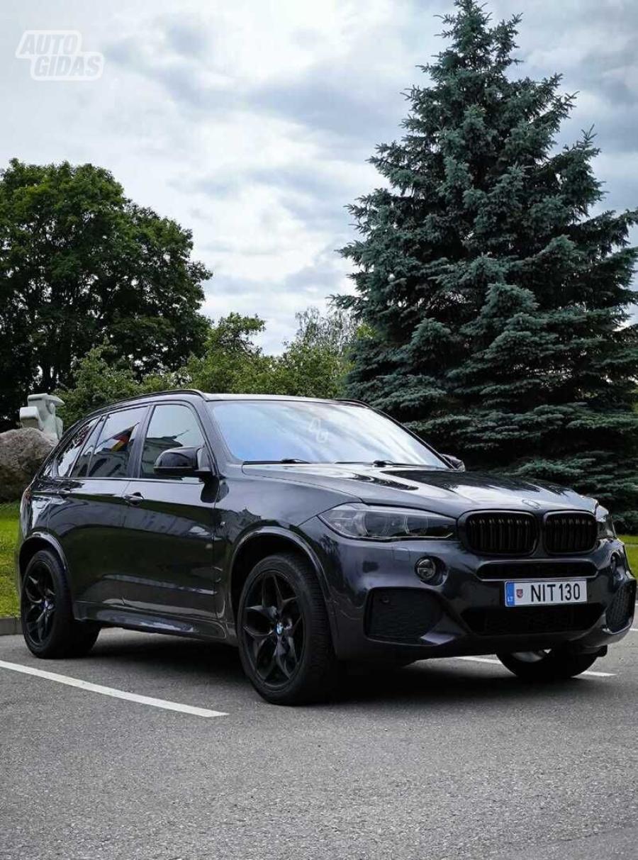 Melns BMW X5 2014 Viļņa, ar dzinēja tilpumu 3.00 L un nobraukumu 227 tūkst. km par 18500 €, foto 1 vietnē AUTOMOTO.COM.LV