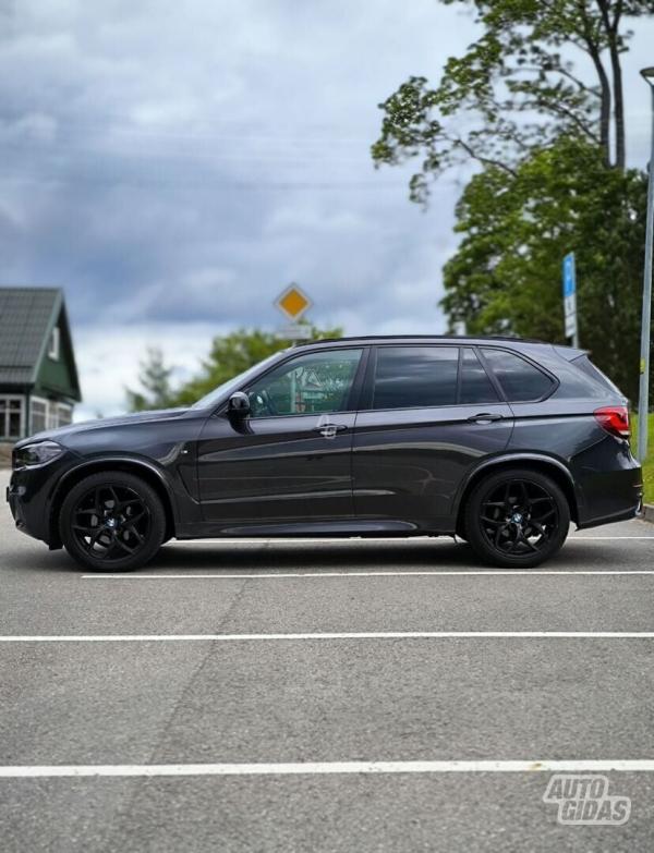 Melns BMW X5 2014 Viļņa, ar dzinēja tilpumu 3.00 L un nobraukumu 227 tūkst. km par 18500 €, foto 6 vietnē AUTOMOTO.COM.LV