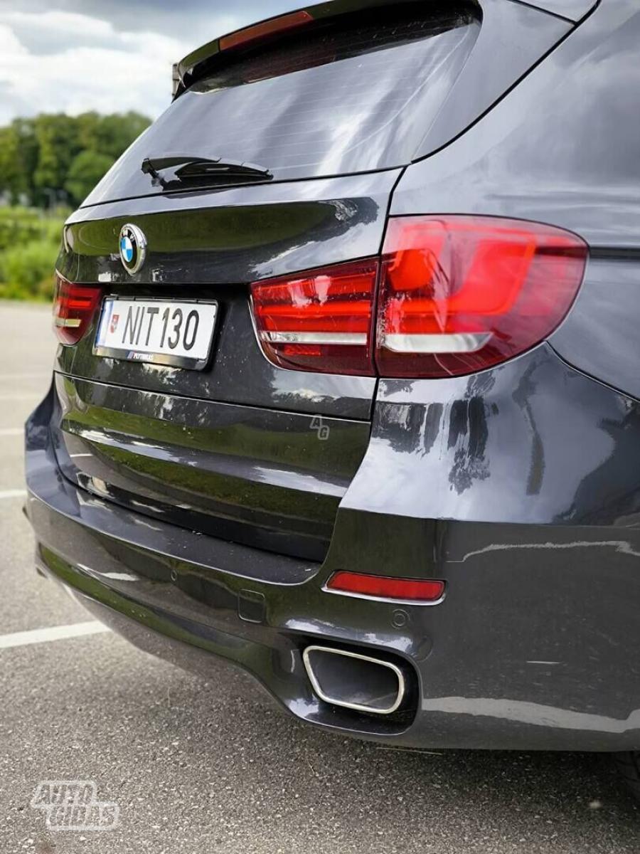 Melns BMW X5 2014 Viļņa, ar dzinēja tilpumu 3.00 L un nobraukumu 227 tūkst. km par 18500 €, foto 11 vietnē AUTOMOTO.COM.LV