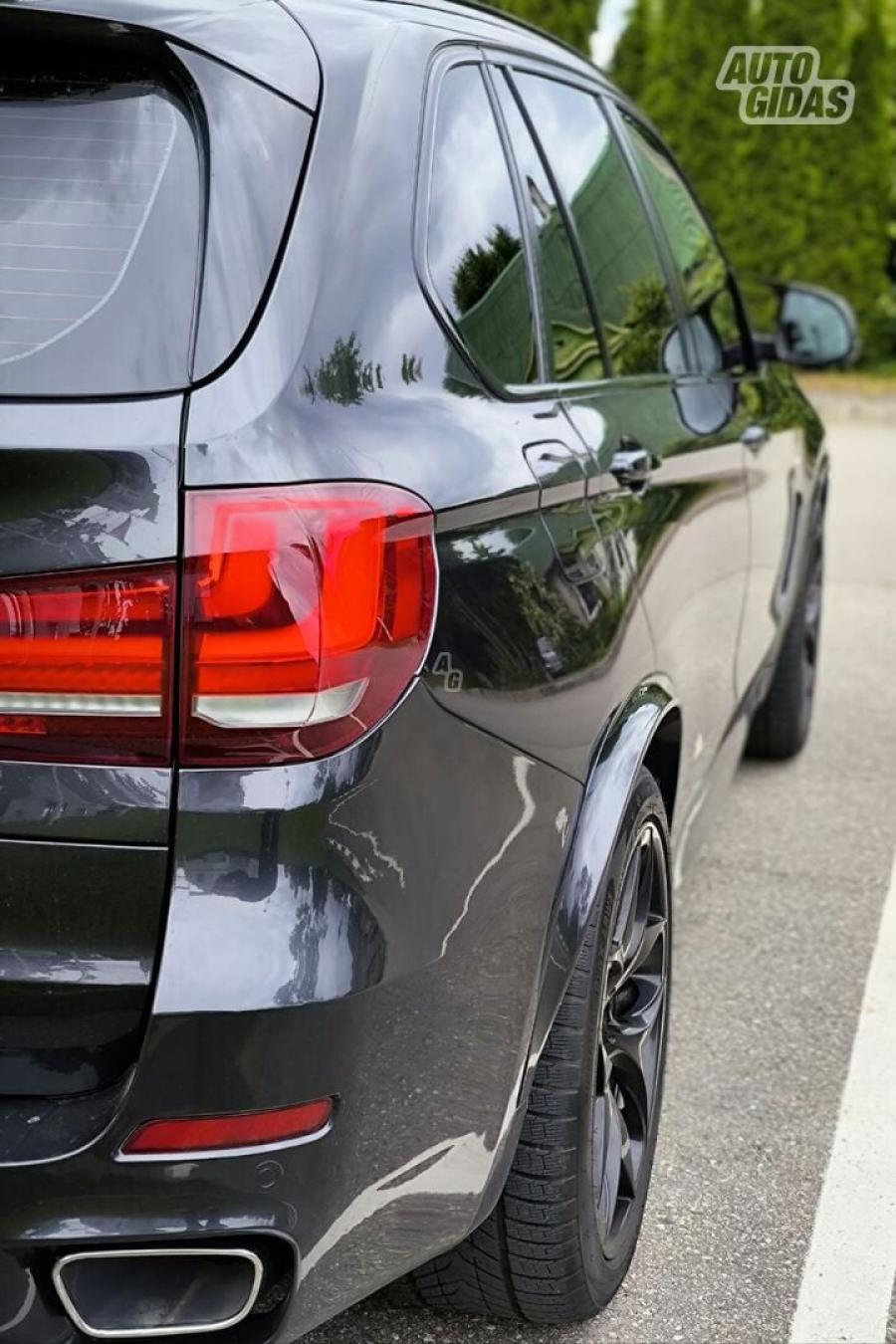 Melns BMW X5 2014 Viļņa, ar dzinēja tilpumu 3.00 L un nobraukumu 227 tūkst. km par 18500 €, foto 12 vietnē AUTOMOTO.COM.LV