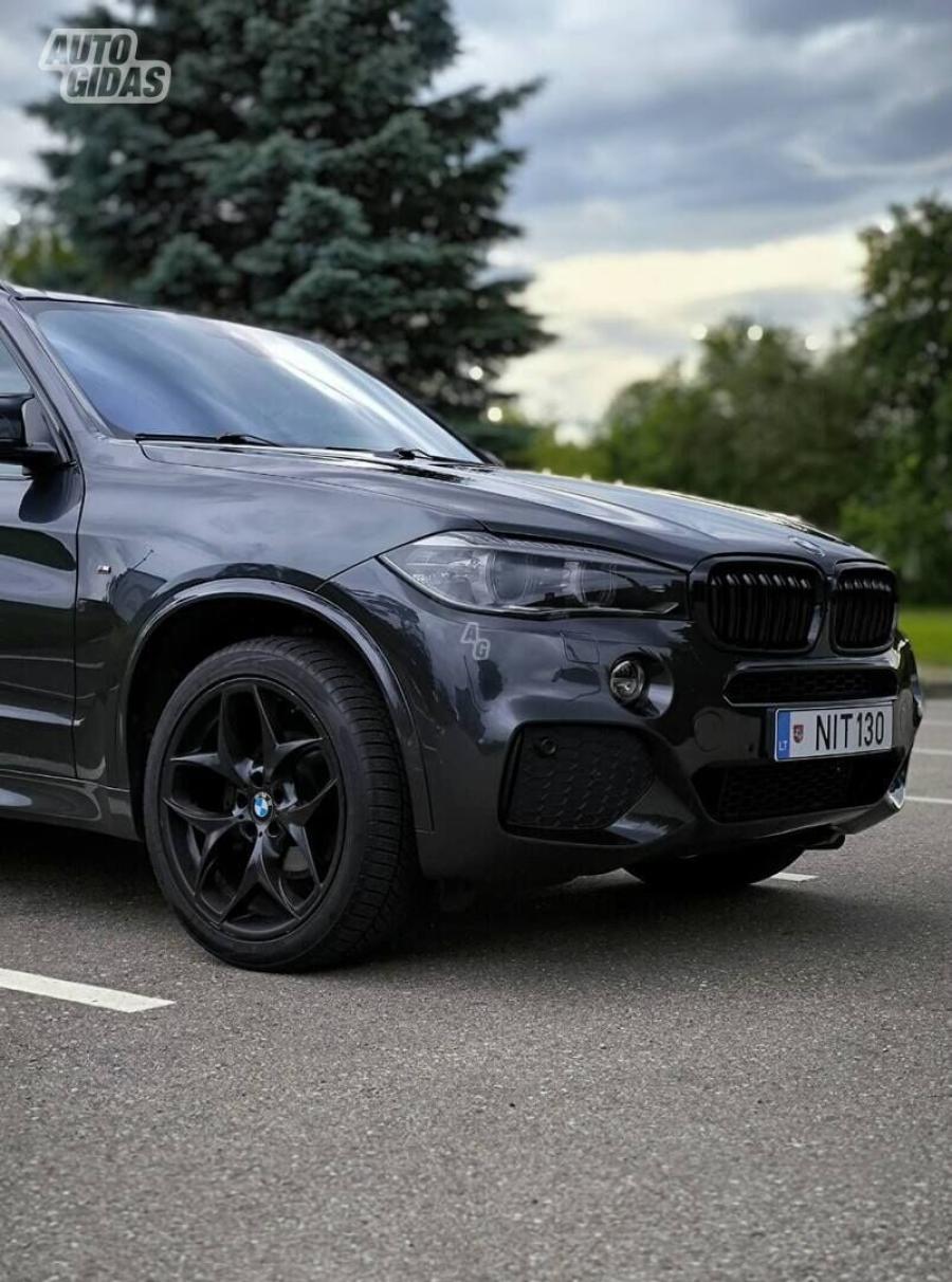 Melns BMW X5 2014 Viļņa, ar dzinēja tilpumu 3.00 L un nobraukumu 227 tūkst. km par 18500 €, foto 15 vietnē AUTOMOTO.COM.LV