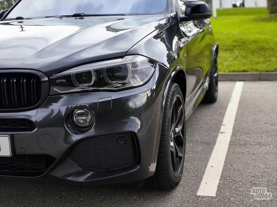 Melns BMW X5 2014 Viļņa, ar dzinēja tilpumu 3.00 L un nobraukumu 227 tūkst. km par 18500 €, foto 19 vietnē AUTOMOTO.COM.LV