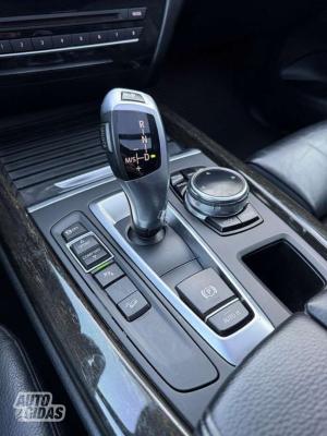 Melns BMW X5 2014 Viļņa, ar dzinēja tilpumu 3.00 L un nobraukumu 227 tūkst. km par 18500 €, foto 24 vietnē AUTOMOTO.COM.LV