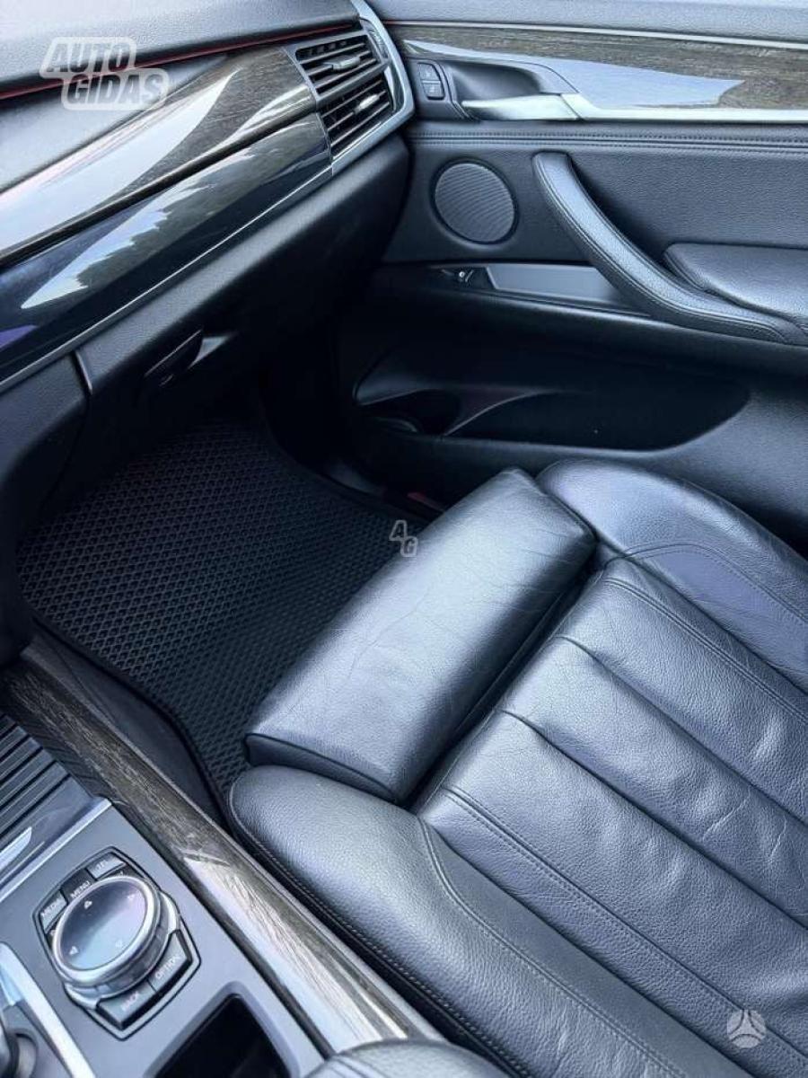 Melns BMW X5 2014 Viļņa, ar dzinēja tilpumu 3.00 L un nobraukumu 227 tūkst. km par 18500 €, foto 33 vietnē AUTOMOTO.COM.LV