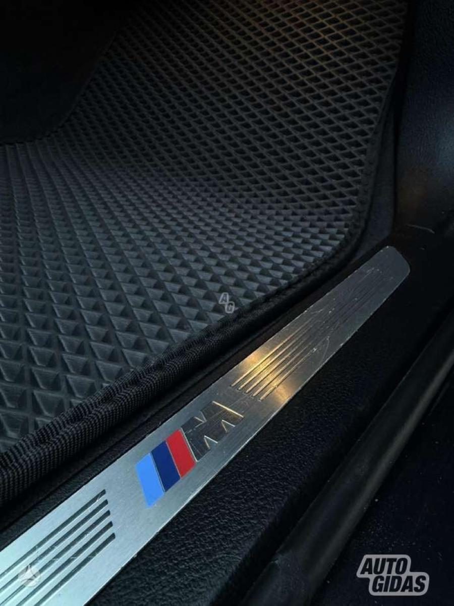 Melns BMW X5 2014 Viļņa, ar dzinēja tilpumu 3.00 L un nobraukumu 227 tūkst. km par 18500 €, foto 34 vietnē AUTOMOTO.COM.LV
