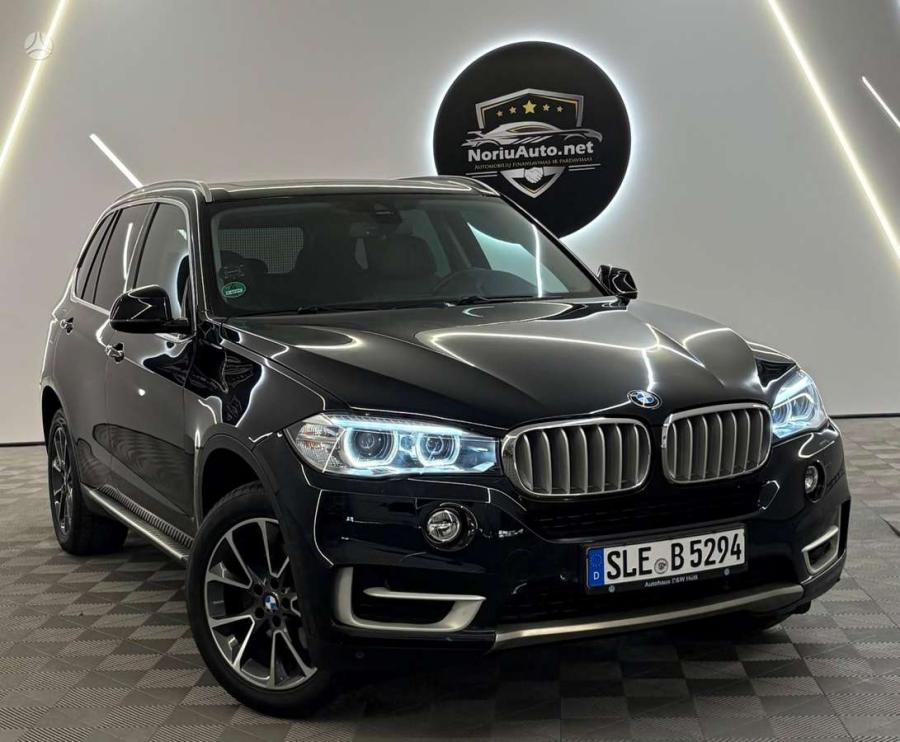 Melns BMW X5 2014 Marijampole, ar dzinēja tilpumu 2.00 L un nobraukumu 250 tūkst. km par 18450 €, foto 1 vietnē AUTOMOTO.COM.LV