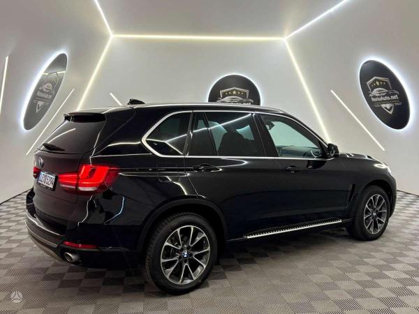 Melns BMW X5 2014 Marijampole, ar dzinēja tilpumu 2.00 L un nobraukumu 250 tūkst. km par 18450 €, foto 7 vietnē AUTOMOTO.COM.LV