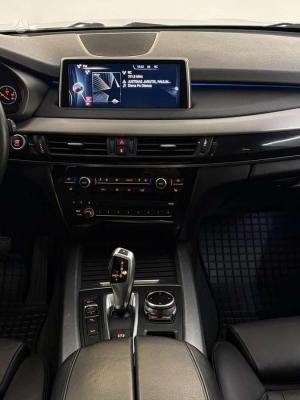 Melns BMW X5 2014 Marijampole, ar dzinēja tilpumu 2.00 L un nobraukumu 250 tūkst. km par 18450 €, foto 19 vietnē AUTOMOTO.COM.LV