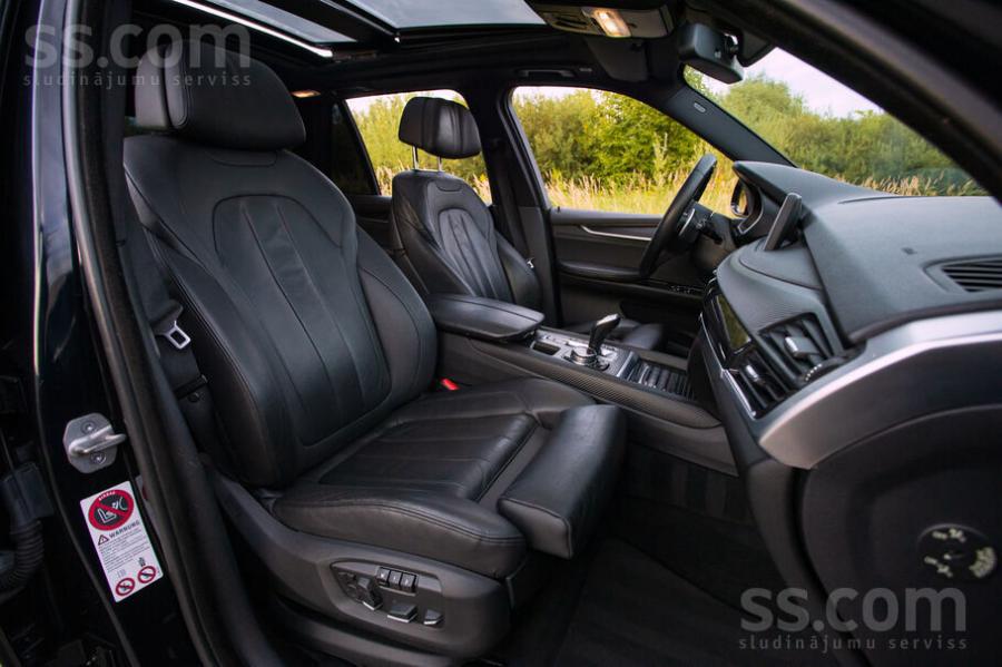 Black BMW X5 2014 in Riga, with an engine capacity of 3.00 L and mileage of 260 thousand km for 23100 €, photo 16 on AUTOMOTO.COM.LV