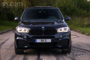 Melns BMW X5 2014 Rīga, ar dzinēja tilpumu 3.00 L un nobraukumu 260 tūkst. km par 23100 €, foto 3 vietnē AUTOMOTO.COM.LV