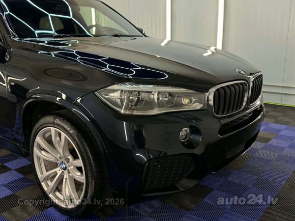 Melns BMW X5 2014 Pērnava, ar dzinēja tilpumu 3.00 L un nobraukumu 237 tūkst. km par 27500 €, foto 10 vietnē AUTOMOTO.COM.LV