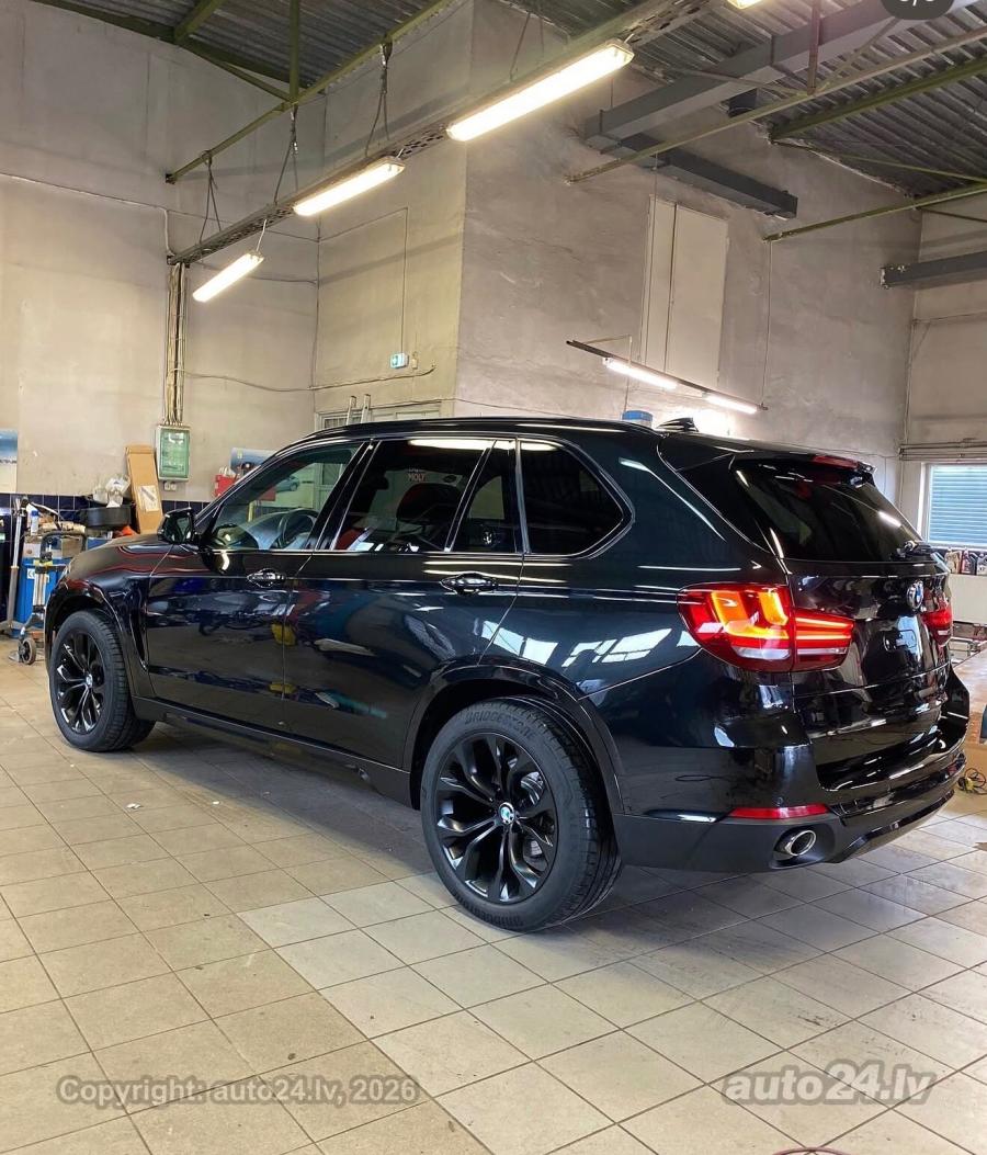 Black BMW X5 2014 in Tallinn, with an engine capacity of 3.00 L and mileage of 0 thousand km for 27000 €, photo 1 on AUTOMOTO.COM.LV