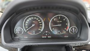 Melns BMW X5 2014 Tartu, ar dzinēja tilpumu 3.00 L un nobraukumu 195 tūkst. km par 24000 €, foto 18 vietnē AUTOMOTO.COM.LV