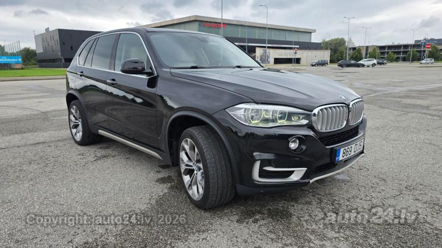 Melns BMW X5 2014 Tartu, ar dzinēja tilpumu 3.00 L un nobraukumu 195 tūkst. km par 24000 €, foto 7 vietnē AUTOMOTO.COM.LV
