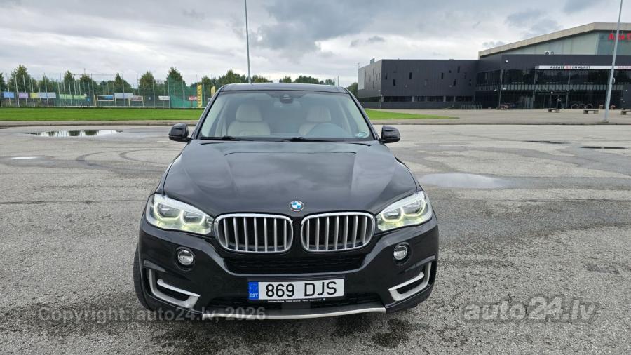 Melns BMW X5 2014 Tartu, ar dzinēja tilpumu 3.00 L un nobraukumu 195 tūkst. km par 24000 €, foto 11 vietnē AUTOMOTO.COM.LV