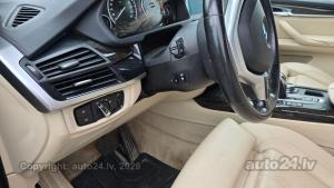 Melns BMW X5 2014 Tartu, ar dzinēja tilpumu 3.00 L un nobraukumu 195 tūkst. km par 24000 €, foto 28 vietnē AUTOMOTO.COM.LV