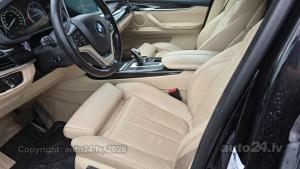 Melns BMW X5 2014 Tartu, ar dzinēja tilpumu 3.00 L un nobraukumu 195 tūkst. km par 24000 €, foto 32 vietnē AUTOMOTO.COM.LV