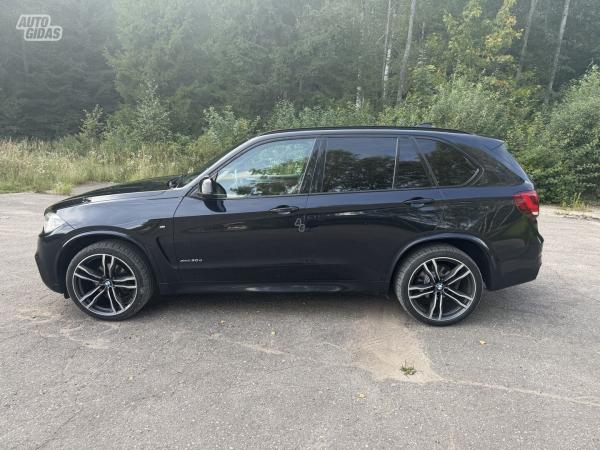 BMW X5 2014 Ignalina vietnÄ Melns BMW X5 2014 Ignalina, ar dzinÄja tilpumu 3.00 L un nobraukumu 384 tÅ«kst. km par 19999 ā¬, foto 8 vietnÄ AUTOMOTO.COM.LV