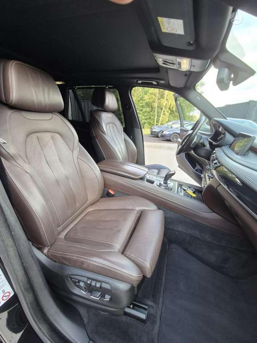 Melns BMW X5 2014 Utena, ar dzinēja tilpumu 2.99 L un nobraukumu 290 tūkst. km par 15990 €, foto 17 vietnē AUTOMOTO.COM.LV