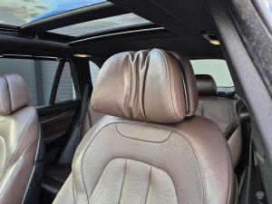 Melns BMW X5 2014 Utena, ar dzinēja tilpumu 2.99 L un nobraukumu 290 tūkst. km par 15990 €, foto 19 vietnē AUTOMOTO.COM.LV