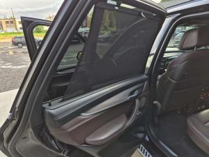Melns BMW X5 2014 Utena, ar dzinēja tilpumu 2.99 L un nobraukumu 290 tūkst. km par 15990 €, foto 28 vietnē AUTOMOTO.COM.LV