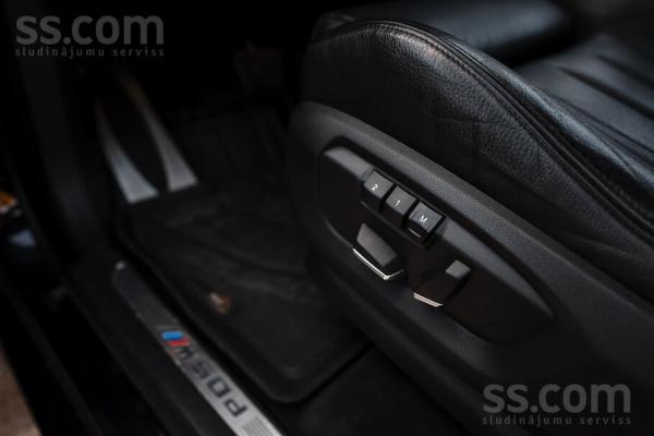BMW X5 2014 Jelgava vietnē Melns BMW X5 2014 Jelgava, ar dzinēja tilpumu 3.00 L un nobraukumu 302 tūkst. km par 20450 €, foto 10 vietnē AUTOMOTO.COM.LV