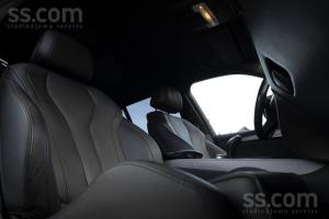 Black BMW X5 2014 in Jelgava, with an engine capacity of 3.00 L and mileage of 302 thousand km for 20450 €, photo 22 on AUTOMOTO.COM.LV