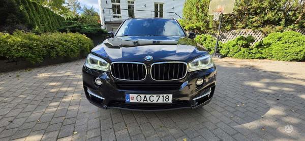 Melns BMW X5 2014 Viļņa, ar dzinēja tilpumu 2.99 L un nobraukumu 222 tūkst. km par 16000 €, foto 4 vietnē AUTOMOTO.COM.LV